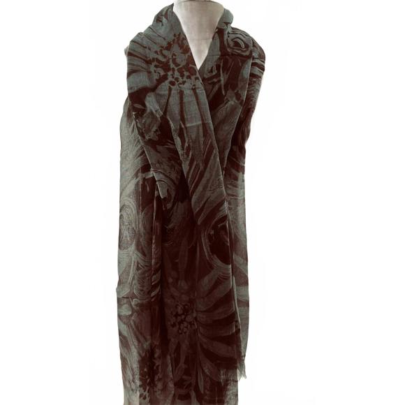 Avant Toi | Accessories | New Avant Toi Womens Modal Scarf With Brushes ...